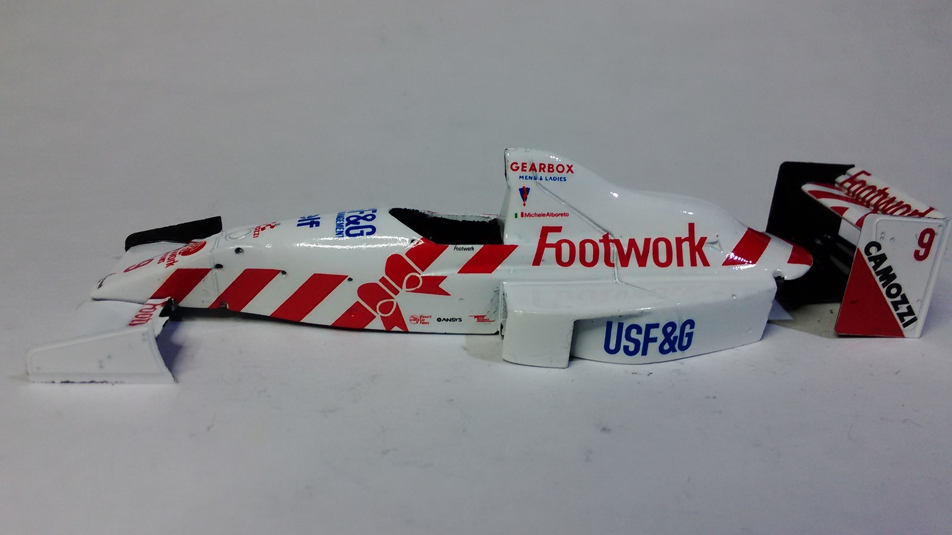 其の百九十七 姫路城 と ARROWS A11B: くたばるまでの悪あがき